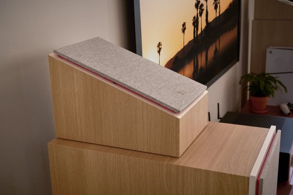 Erikson Consumer Group - JBL Stage 240H - White - JBL